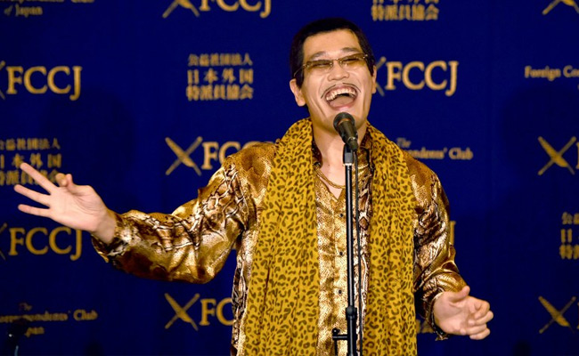 'Pen-Pineapple-Apple-Pen' singer unveils extended version of viral song ...