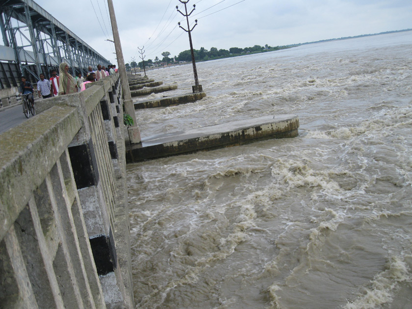 Water flow reaches 179,000 cusecs in Saptakoshi River - myRepublica ...